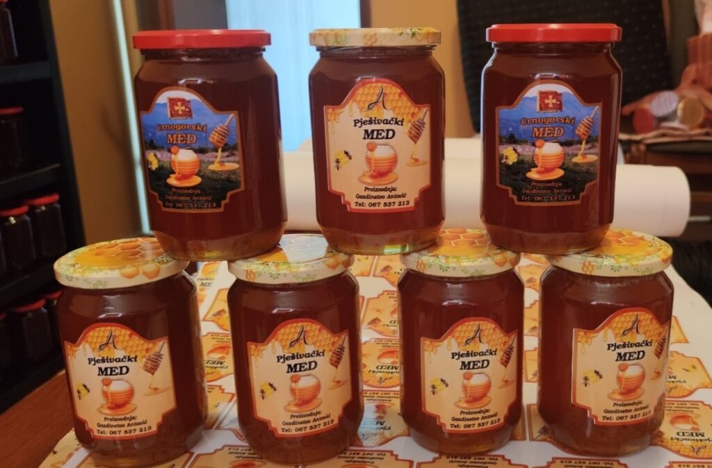 Prodajem domaći med - Domaća hrana